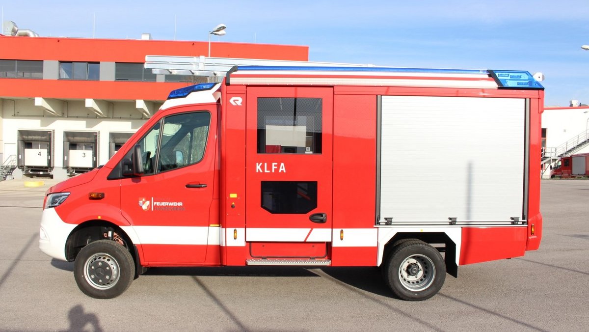 18.04.2024 Handenberg - Freude über neues KLFA - Bezirk Braunau